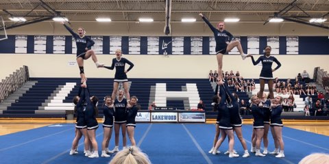 Gull Lake cheerleading has an unforgettable season - BVM Sports