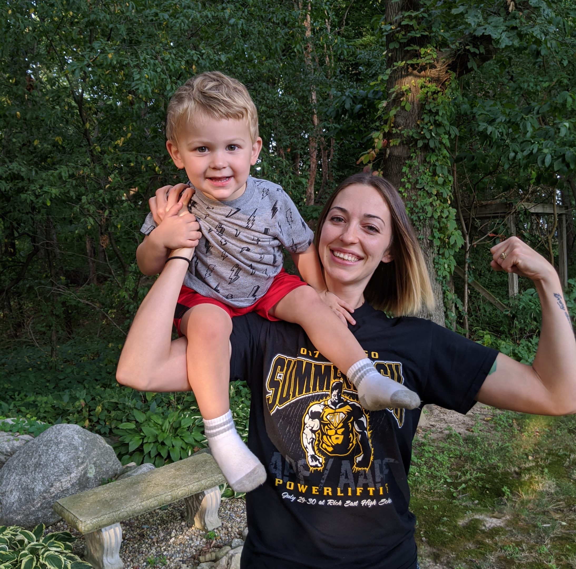 Get to know powerlifter, Valparaiso area resident Stephani Pullins ...