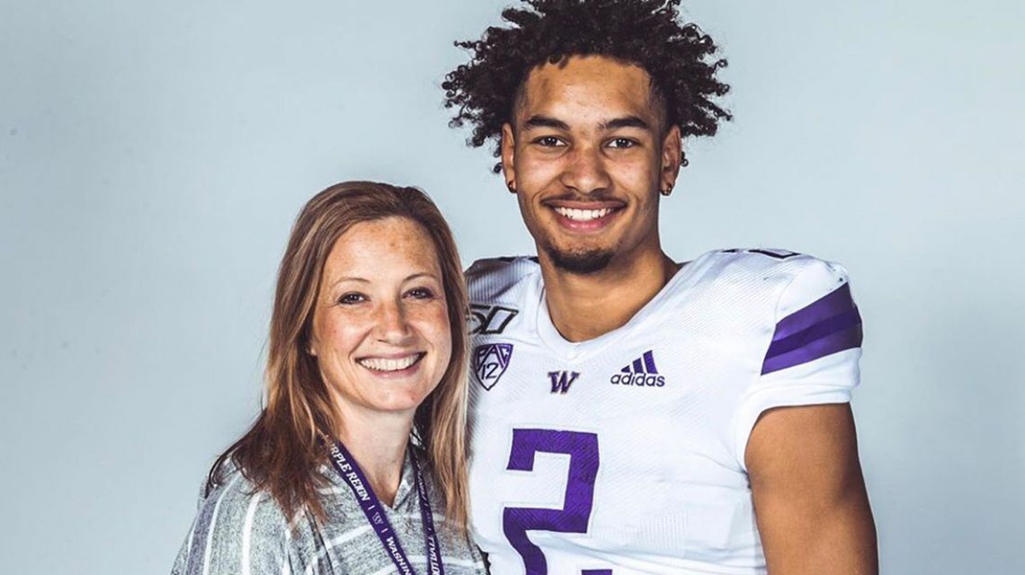 No. 1 WR in Class of 2021 narrows college decision to four football ...