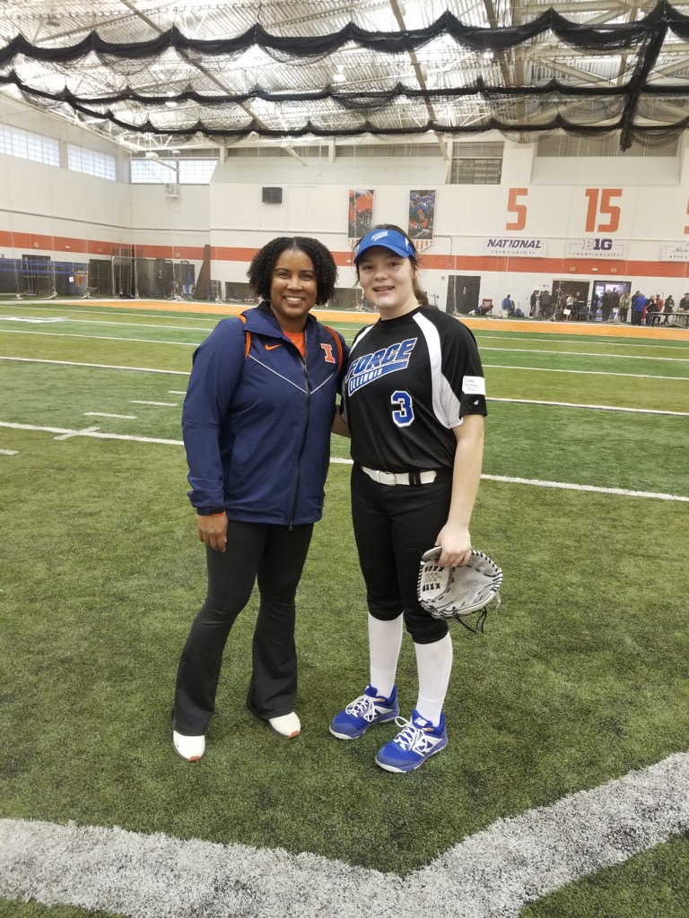 Future University of Illinois softball star continuing to showcase her ...