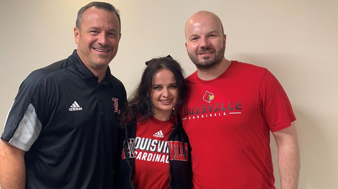 Louisville Cardinals women’s basketball is in Jeff Walz' capable hands ...