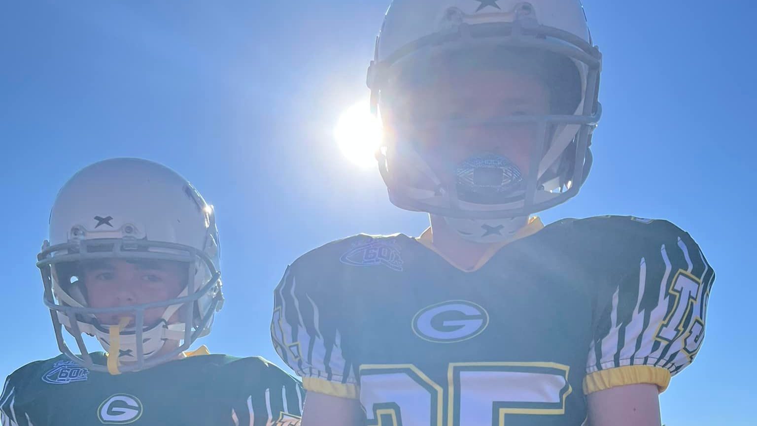 Meet Thornton Junior Football League members, brothers Rylen and Jaxen ...