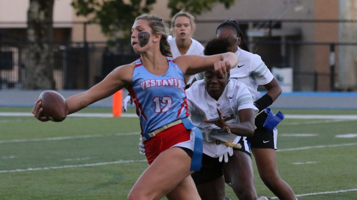 Vestavia Hills HS girls flag football team is all heart - BVM Sports