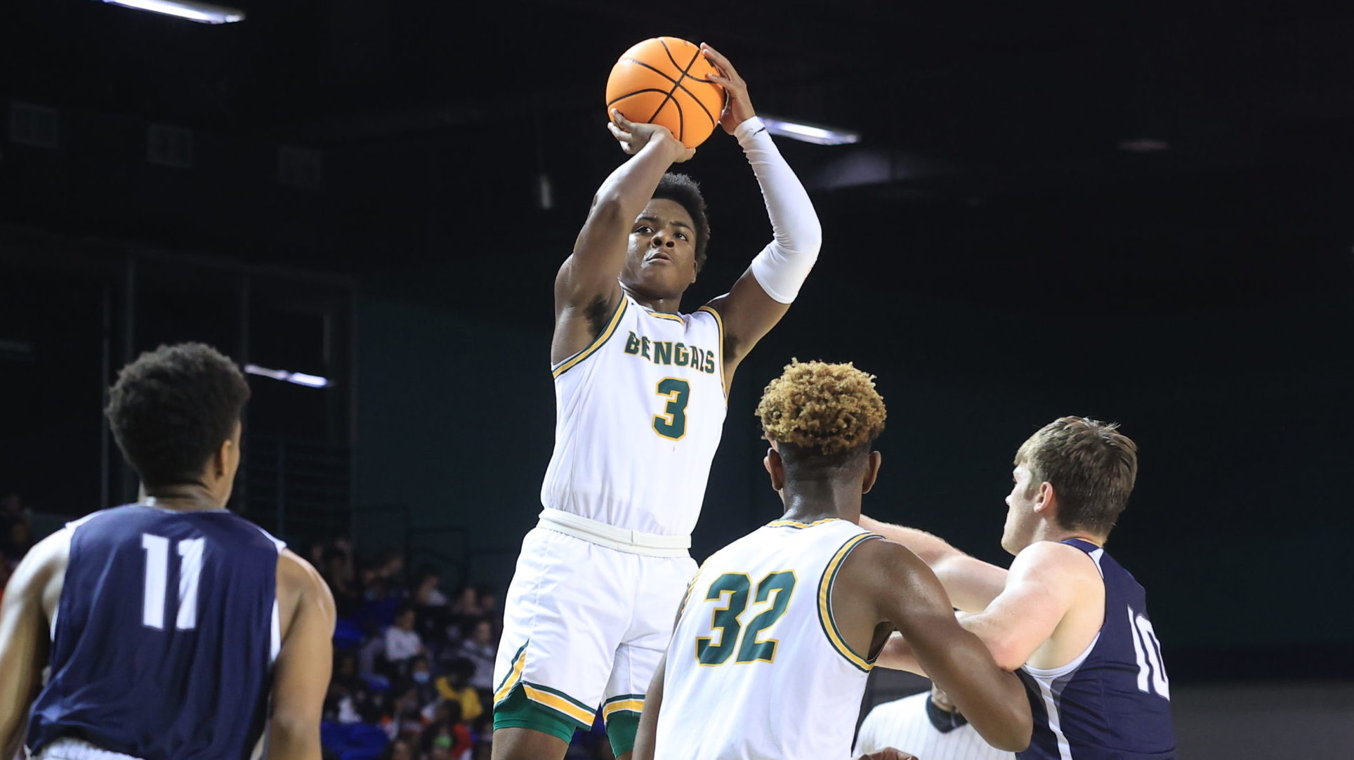 Hokies commit Jaydon Young chasing title, preparing for ACC