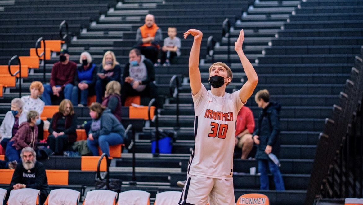 Q&A with Normal Community HS basketball player Owen Pogge - BVM Sports