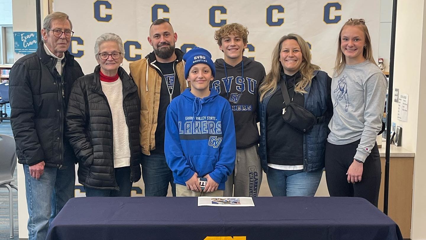 Clarkston wrestler Brady Vogt commits to Grand Valley University - BVM ...