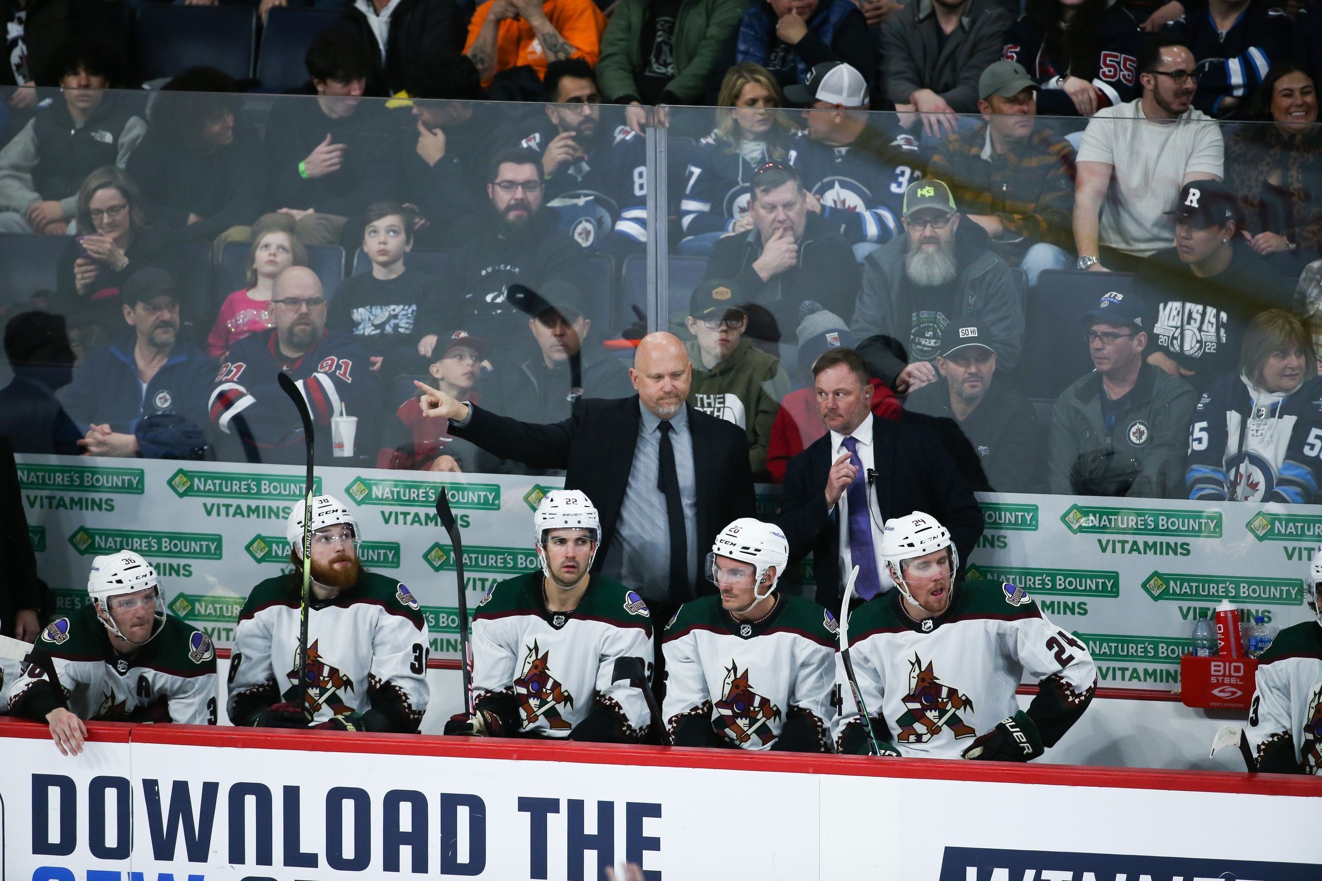 Arizona Coyotes future in jeopardy; 5 relocation destinations
