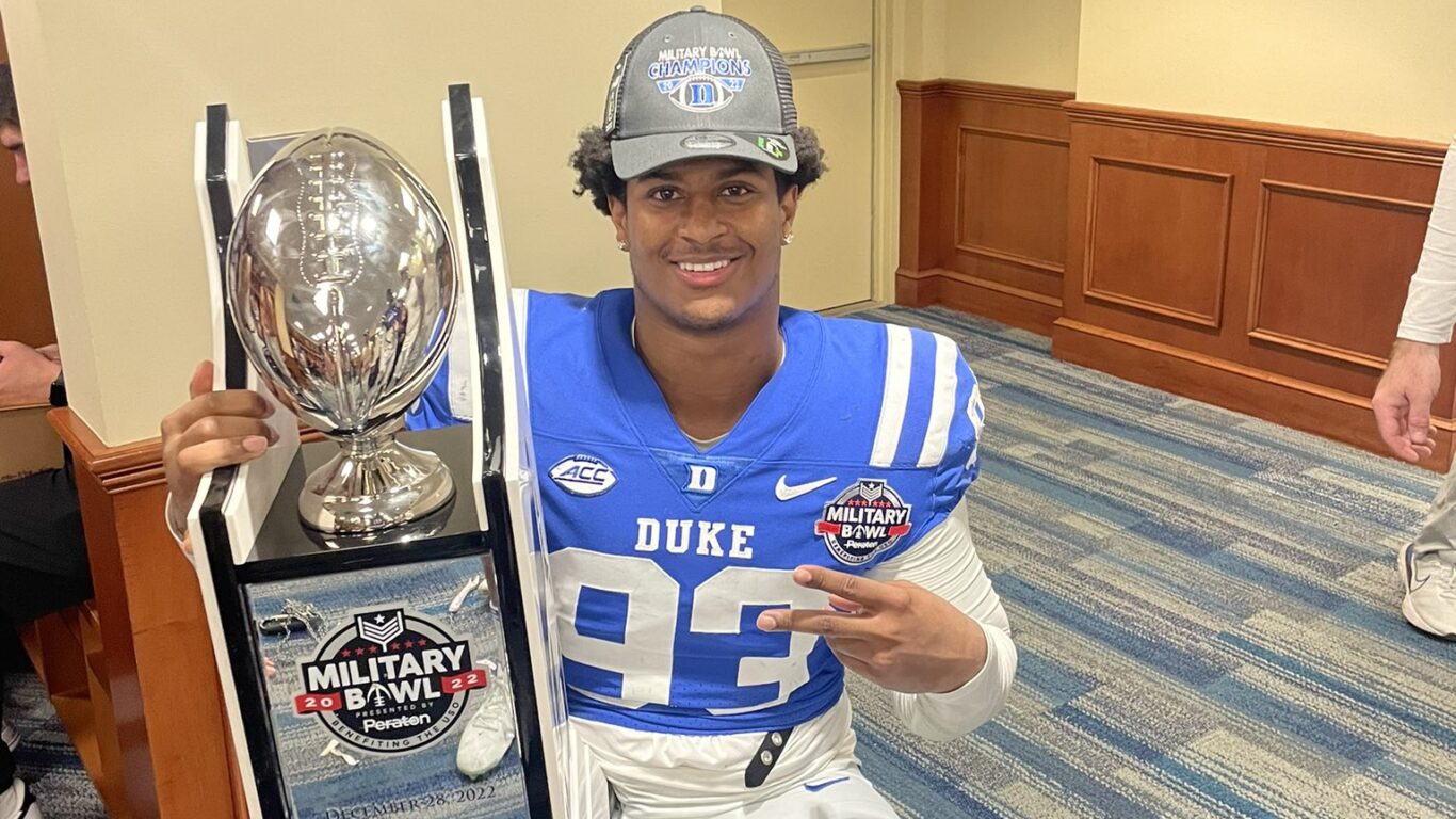 Duke football player inspires young fan to make honor roll