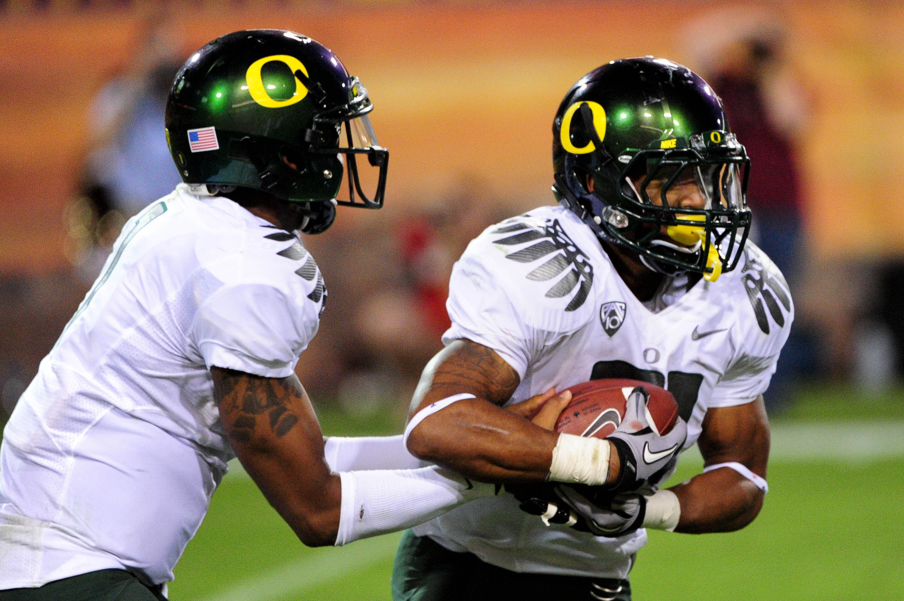 Every Pac-12 football program’s best season of all time