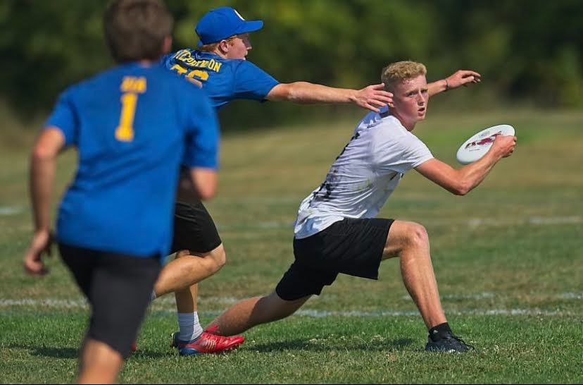 BigDumperKC brings a love for ultimate frisbee to the community - BVM ...
