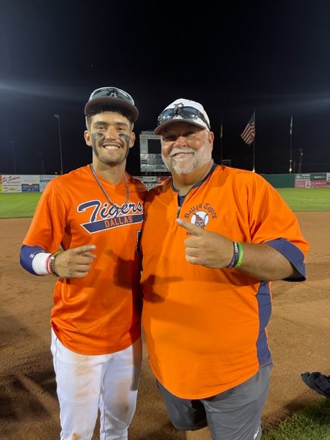Hometown championship for Dallas Tigers player: Farmington's Colton ...