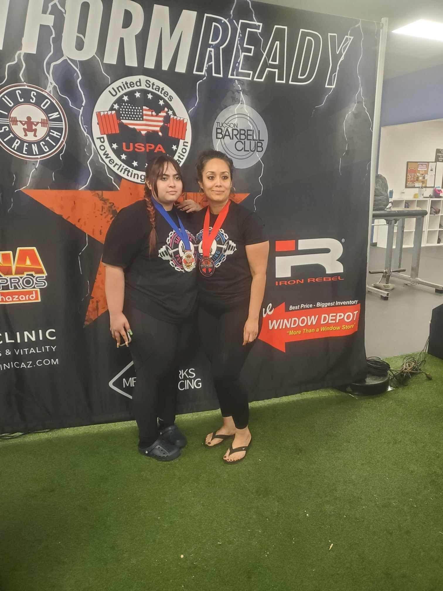 Girls who lift: Q&A with Sahuarita powerlifter Isabelle Acosta - BVM Sports
