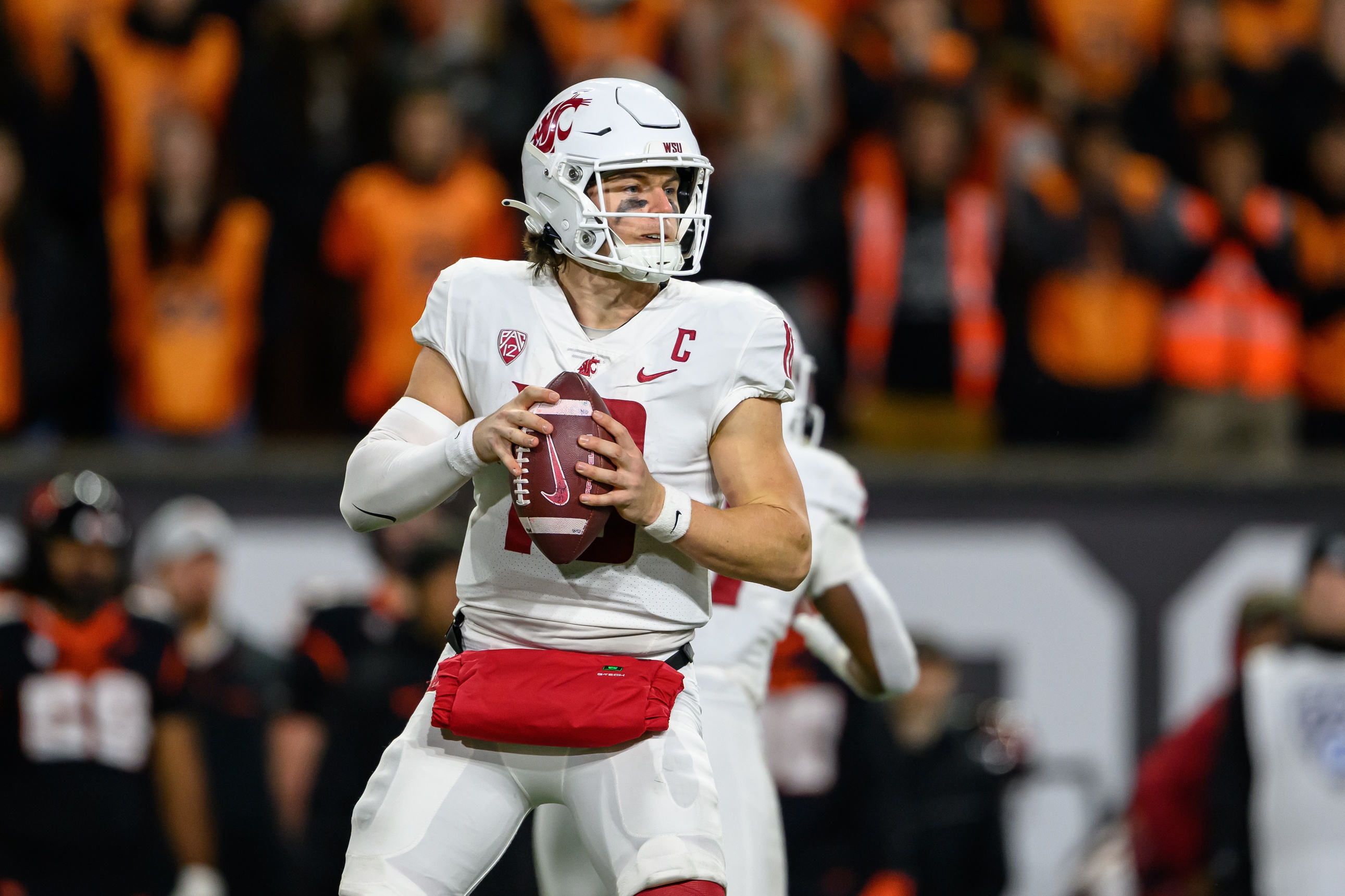 Top 10 college football QBs returning for 2025 season